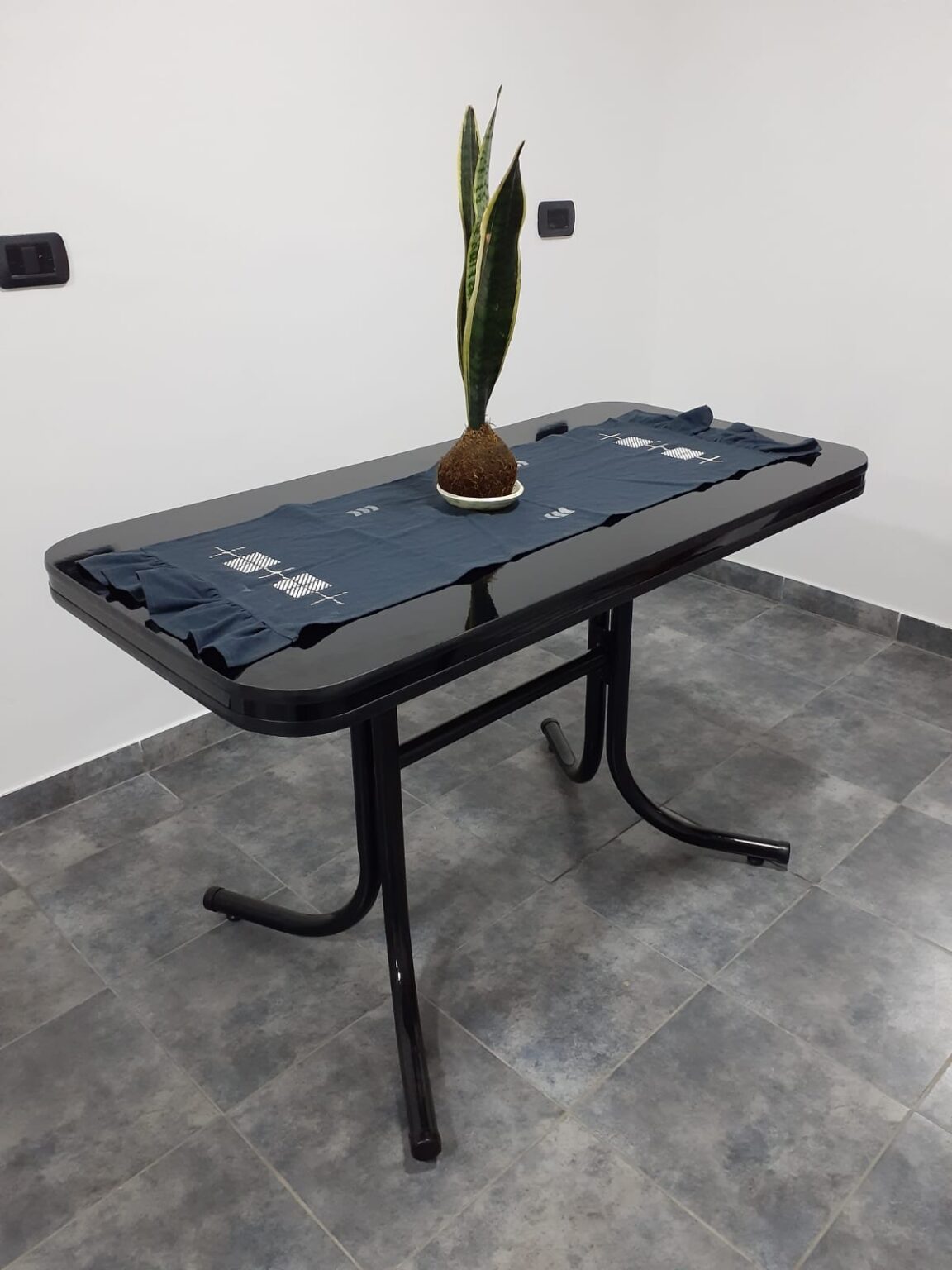 JUEGO DE COMEDOR DE CAÑO: MESA FORMICA 120X60 + 4 SILLAS MODELO ...